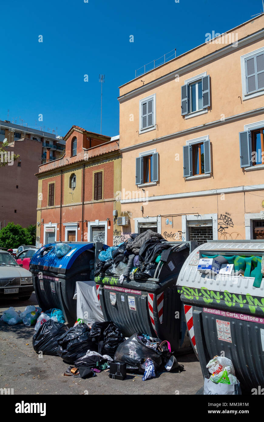 Trash box hi-res stock photography and images - Alamy