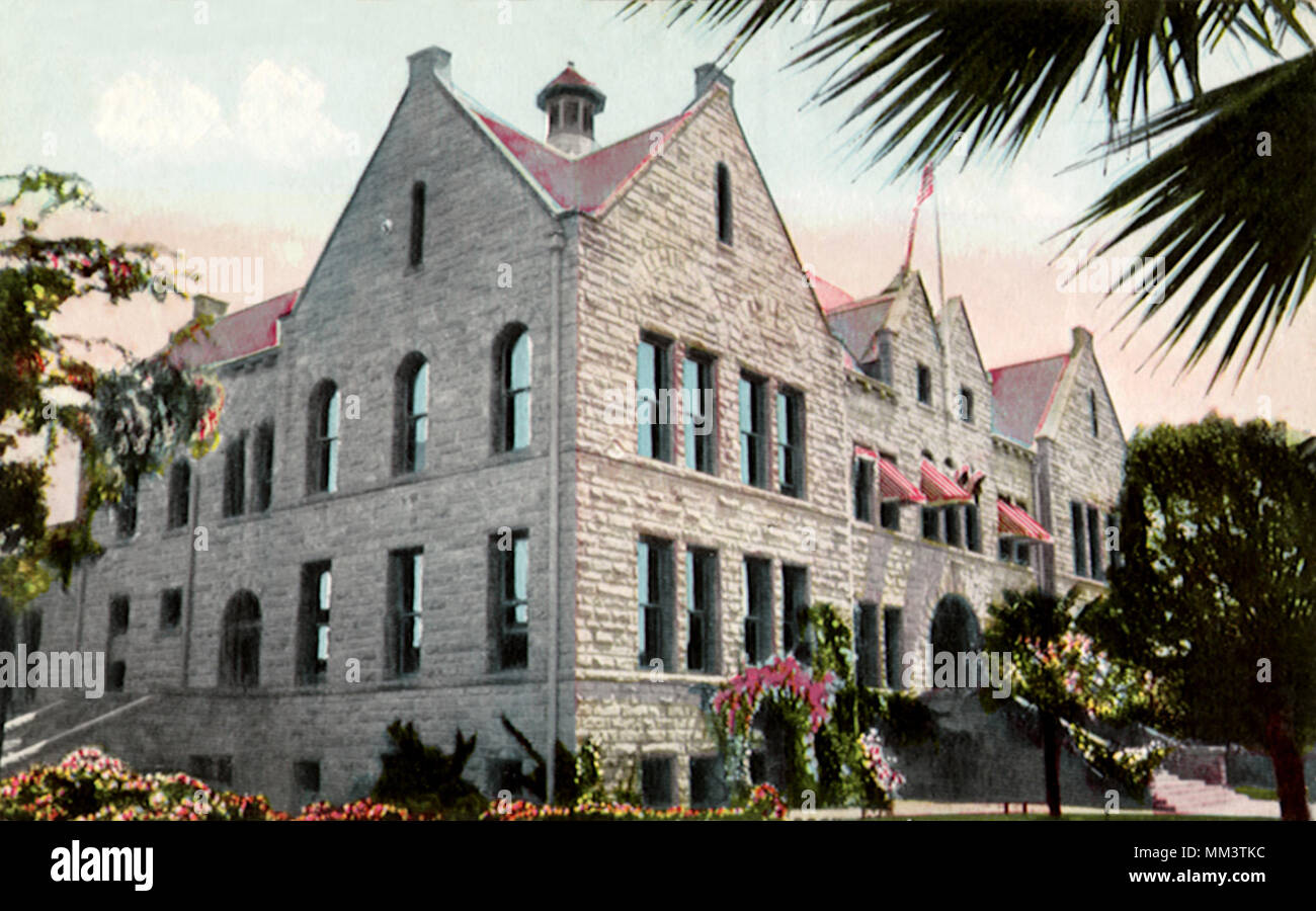High School. Santa Barbara. 1910 Stock Photo - Alamy
