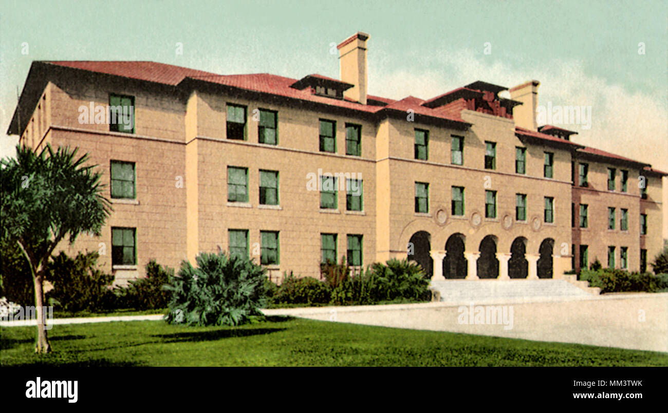 Roble hall hi-res stock photography and images - Alamy