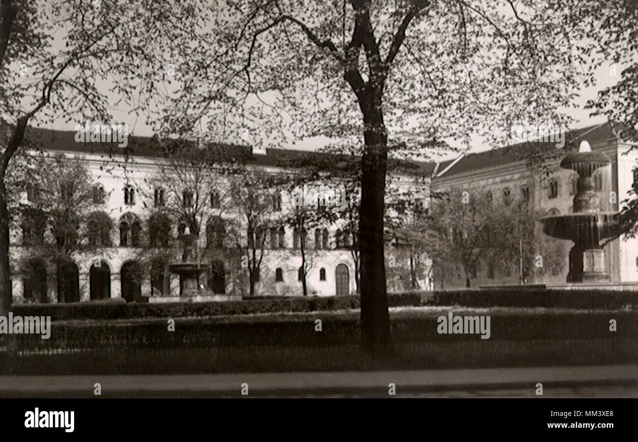 University. München. 1930 Stock Photo - Alamy