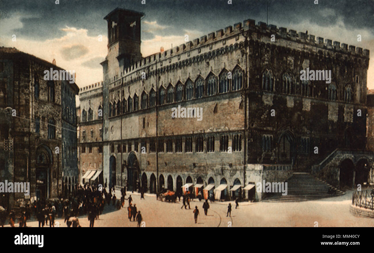 Communal Palace. Perugia. 1910 Stock Photo - Alamy