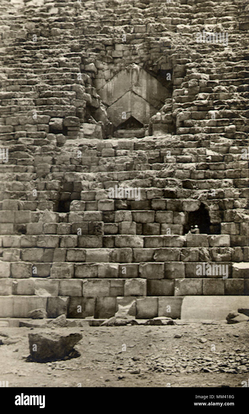 Cheops pyramid entrance hi-res stock photography and images - Alamy