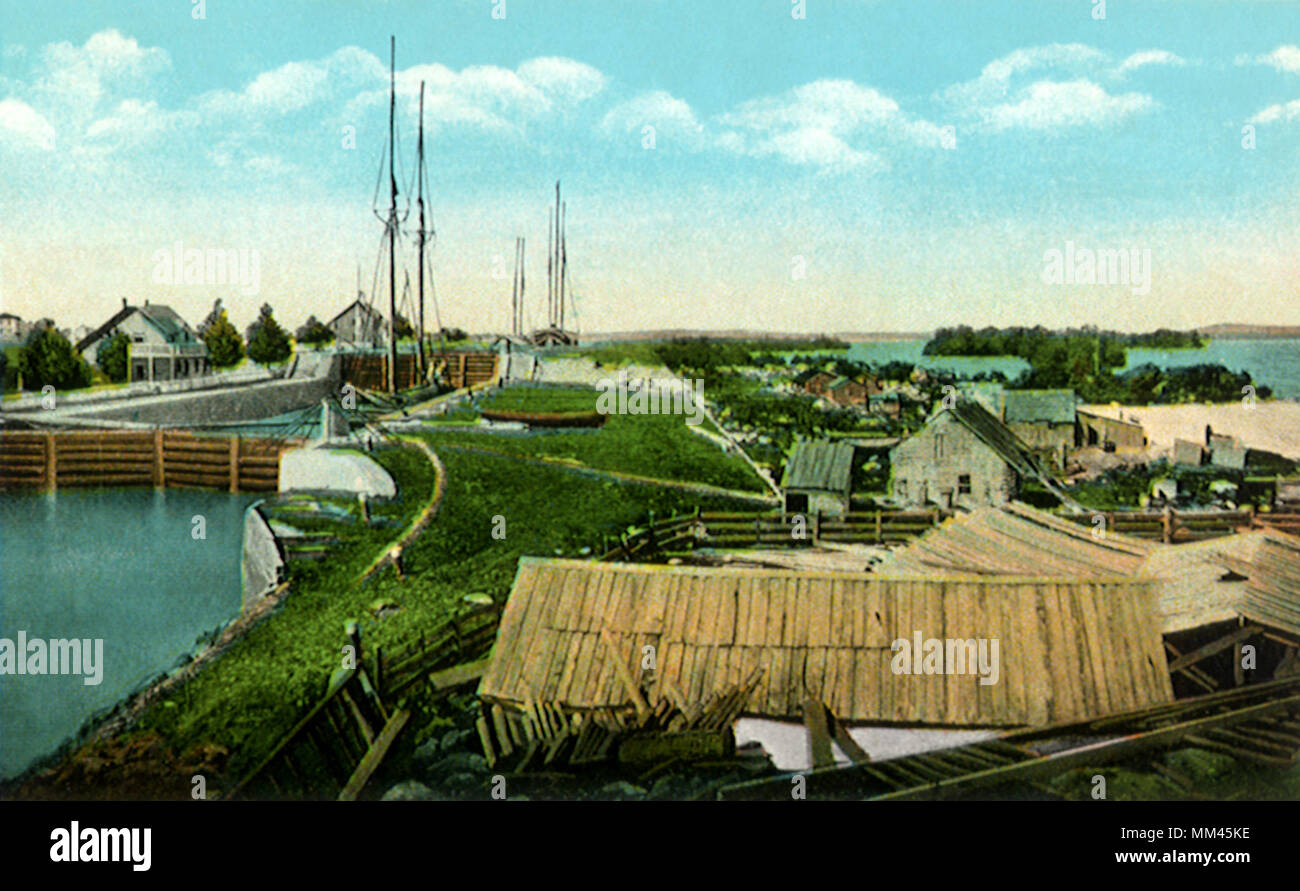 Sault locks hi-res stock photography and images - Alamy