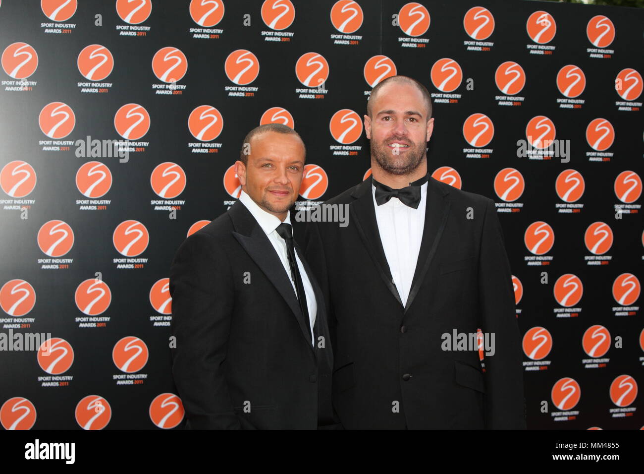 UK - Jamie Baulch with Paralympian Dave Roberts at the Sport Industry ...