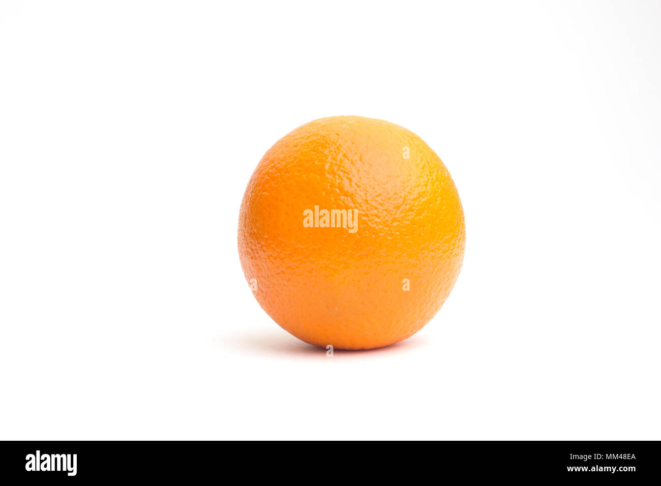 Single orange isolated on white background Stock Photo - Alamy