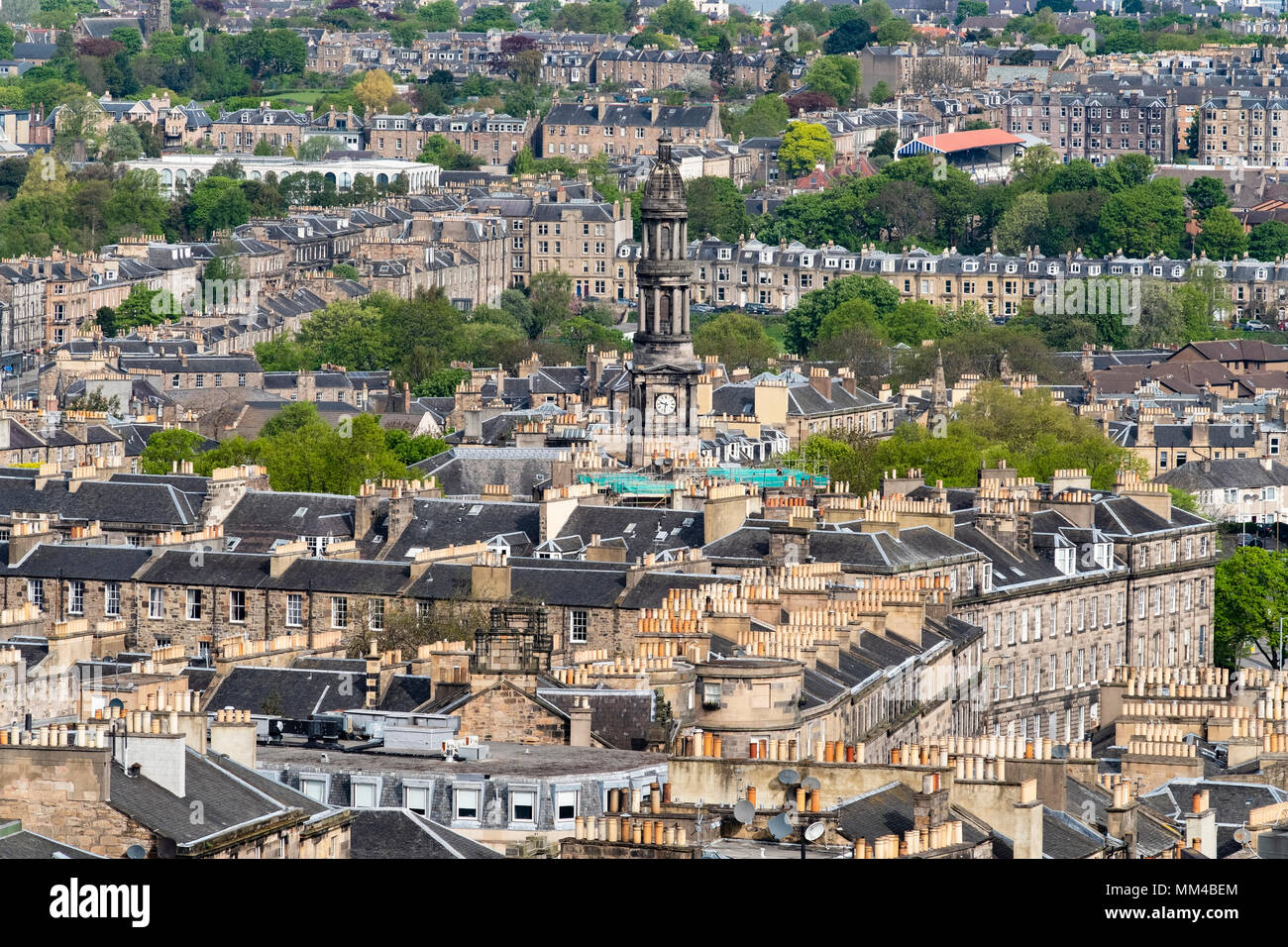 View over rooftops of Georgian houses in Edinburgh New Town, Scotland ...