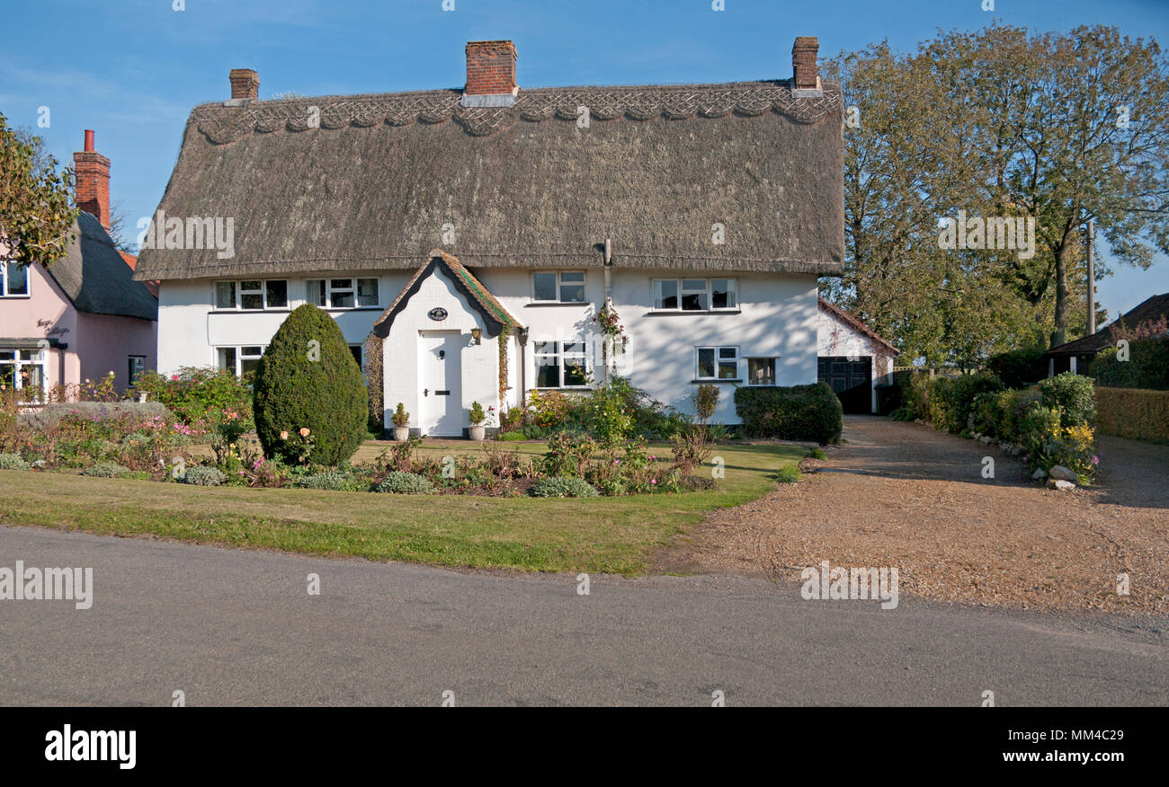 Pulham Market, Thatch Cottage, Norfolk, England Stock Photo - Alamy