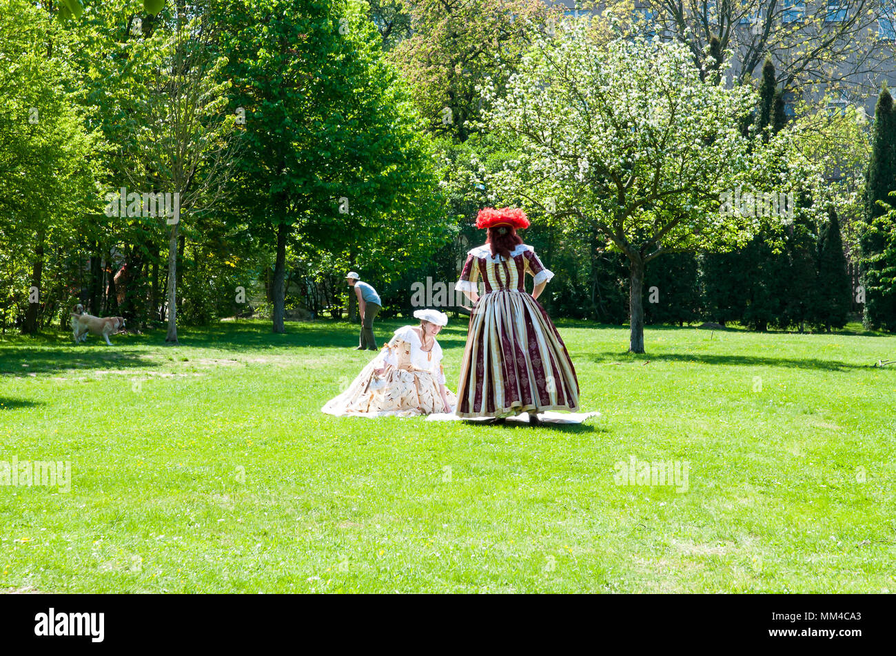 Baroque dress baroque dresses hi-res stock photography and images - Alamy