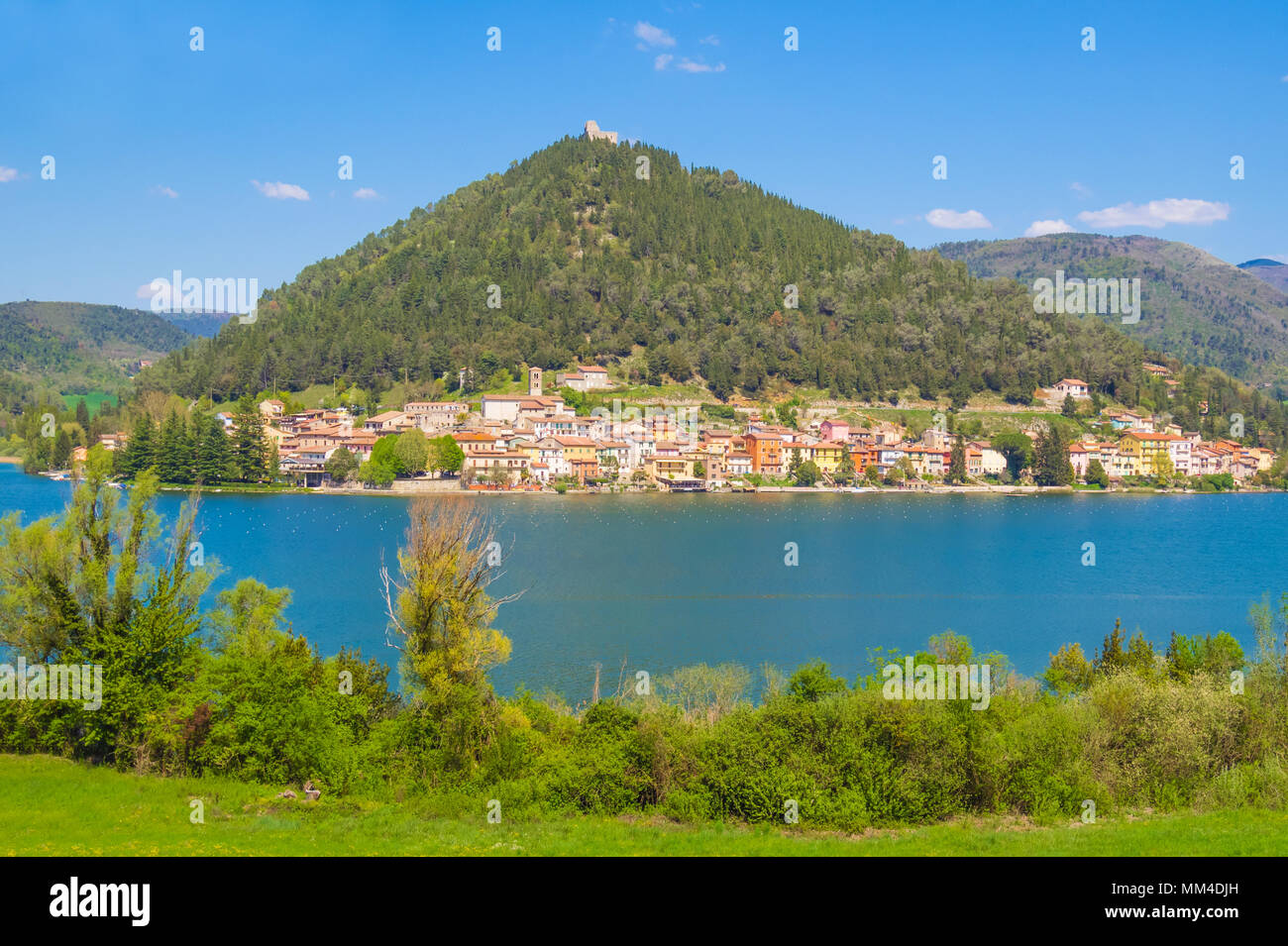 Piediluco lake with the namesake town, Labro medieval village in stone ...