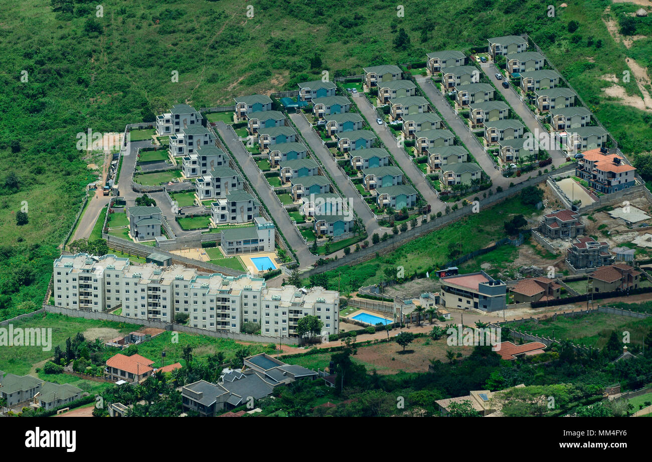 Gated Housing Estate Stock Photos & Gated Housing Estate Stock Images ...