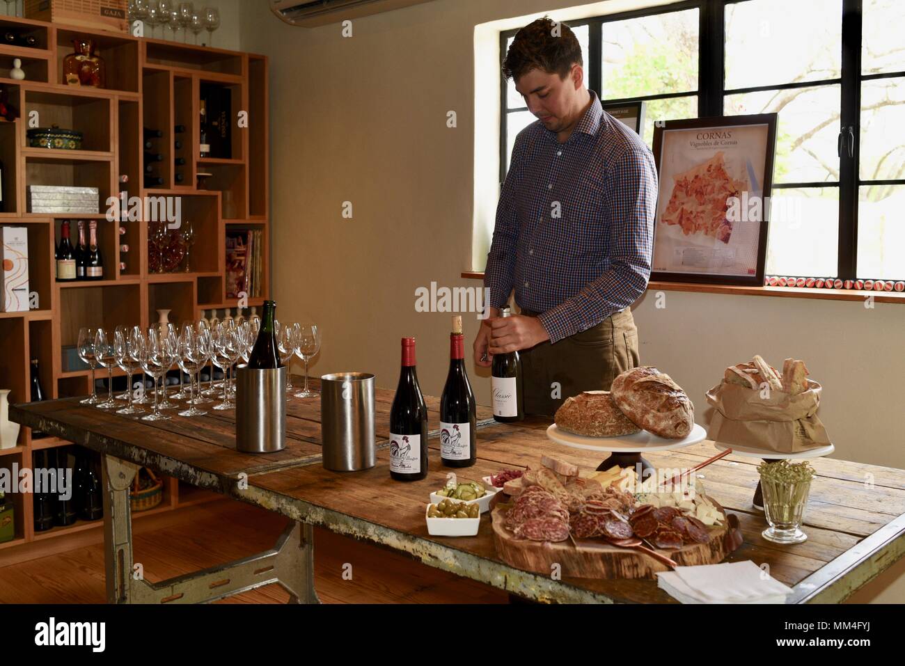 Sampling bottles hi-res stock photography and images - Alamy