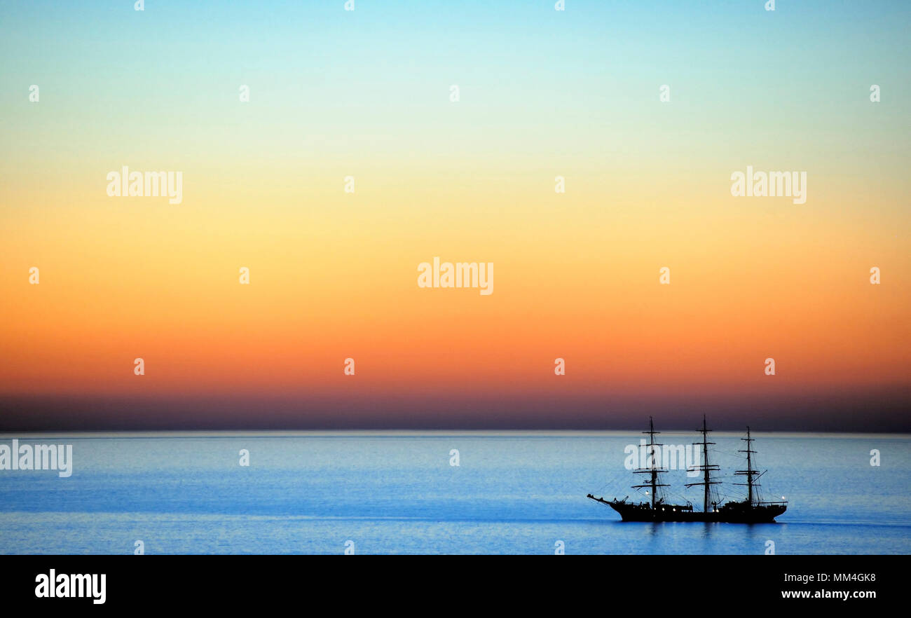 Tall three master hi-res stock photography and images - Alamy