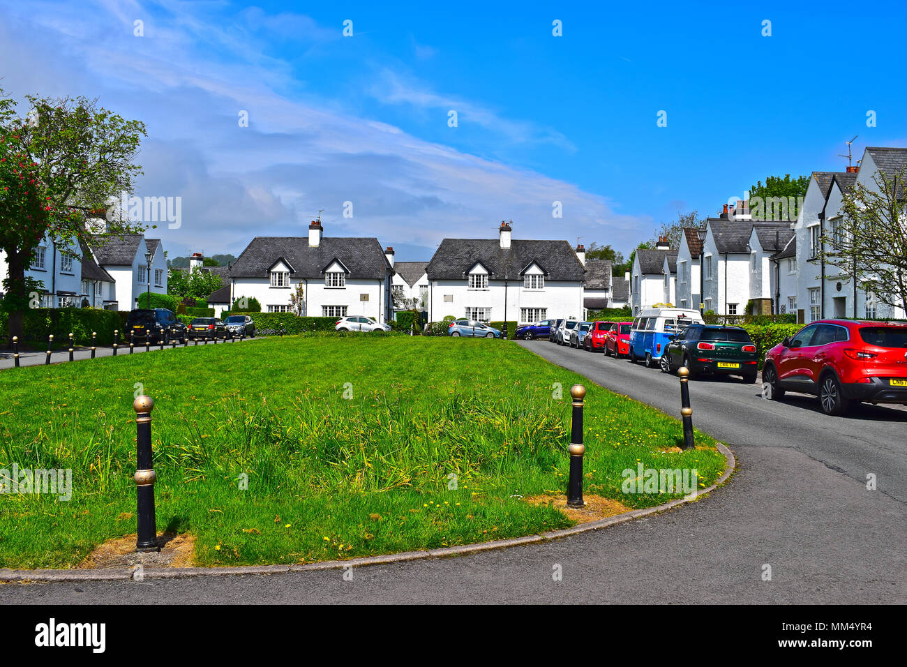 Traditional houses in Rhiwbina Garden Village (Y Groes) - built around ...