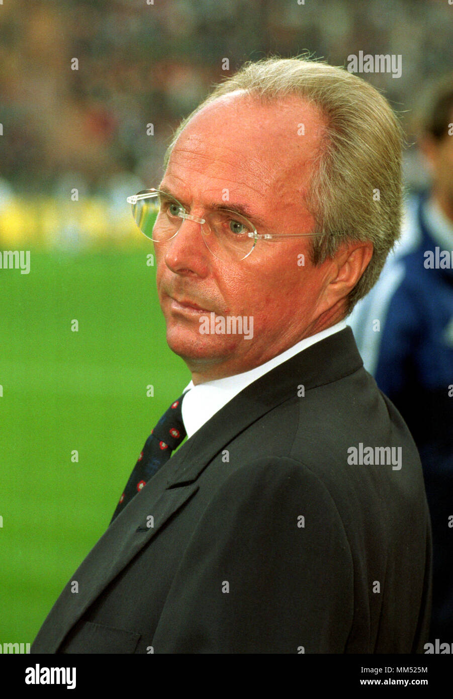 Sven göran eriksson 2002 hi-res stock photography and images - Alamy