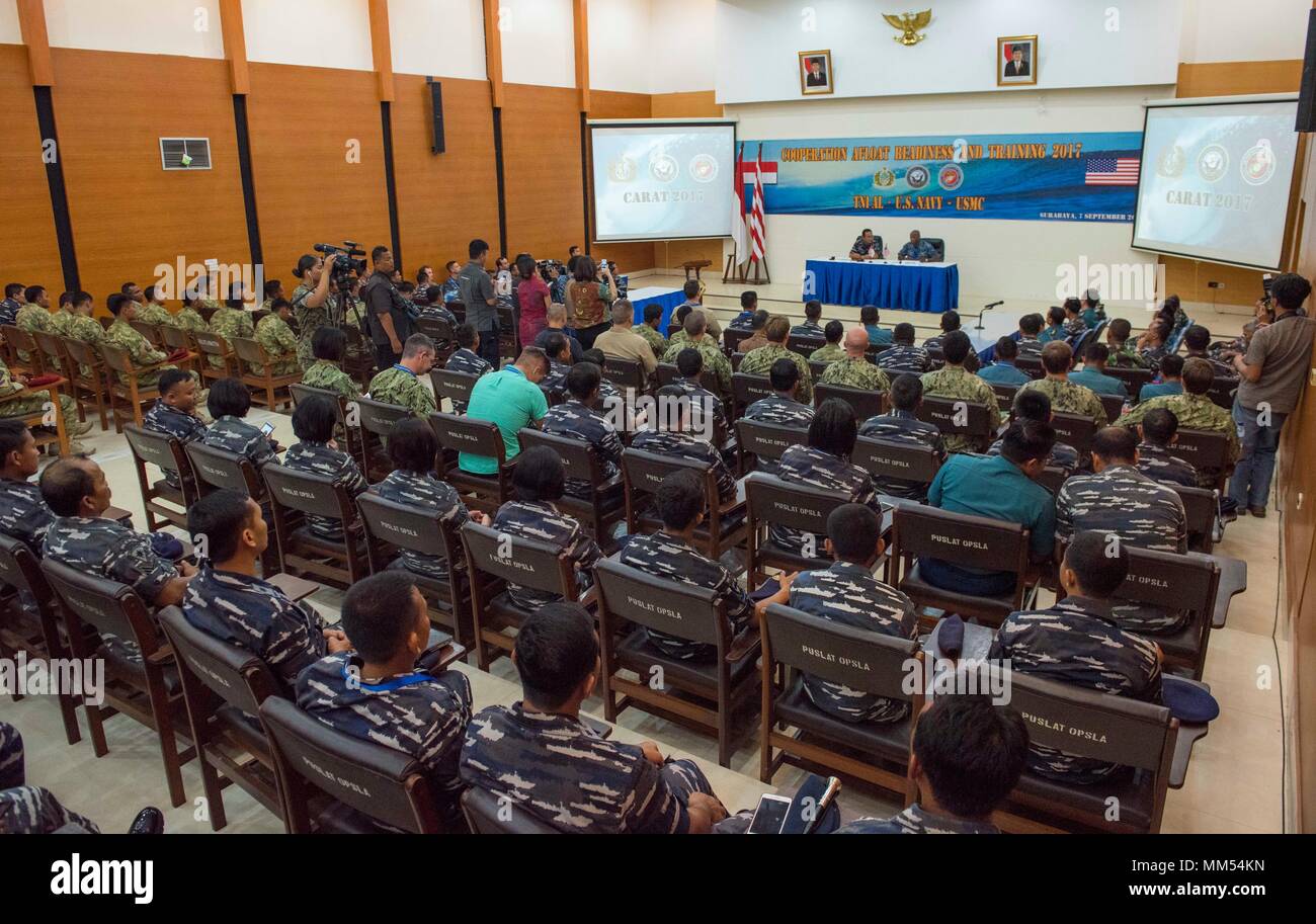 Angkatan laut hi-res stock photography and images - Alamy