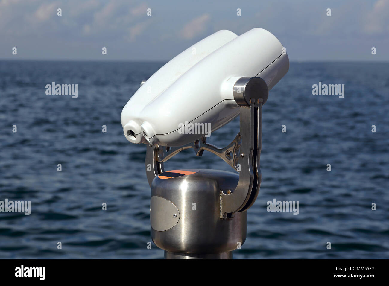 Coin operated tower viewer hi-res stock photography and images - Alamy