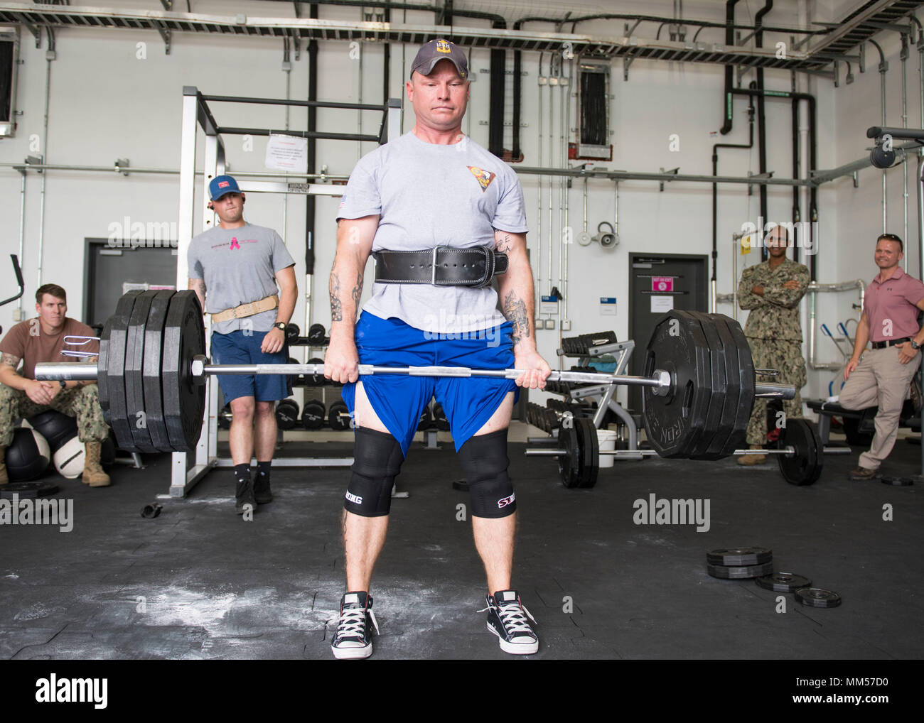 1000 pound challenge hi-res stock photography and images - Alamy