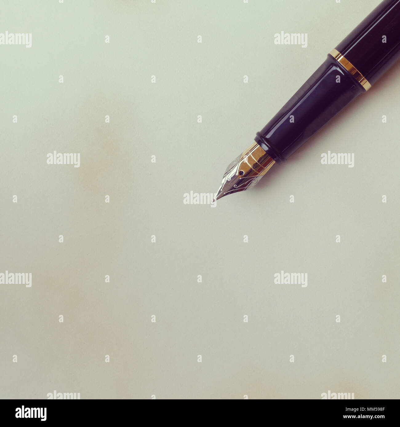 papers and pen old retro vintage style Stock Photo - Alamy