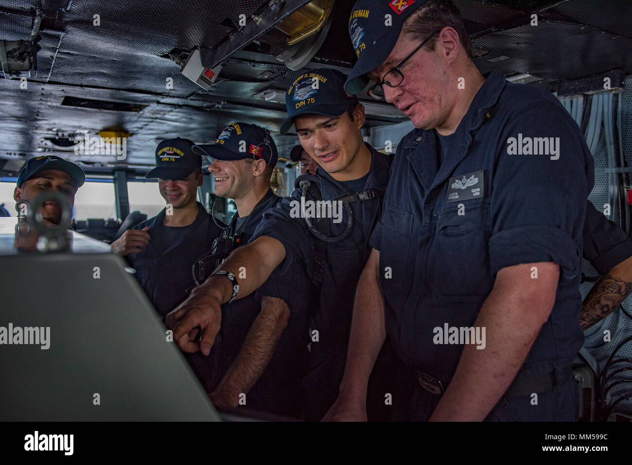 170907-N-NQ487-154 ATLANTIC OCEAN (Sept. 7, 2017) Seaman Nathaniel ...