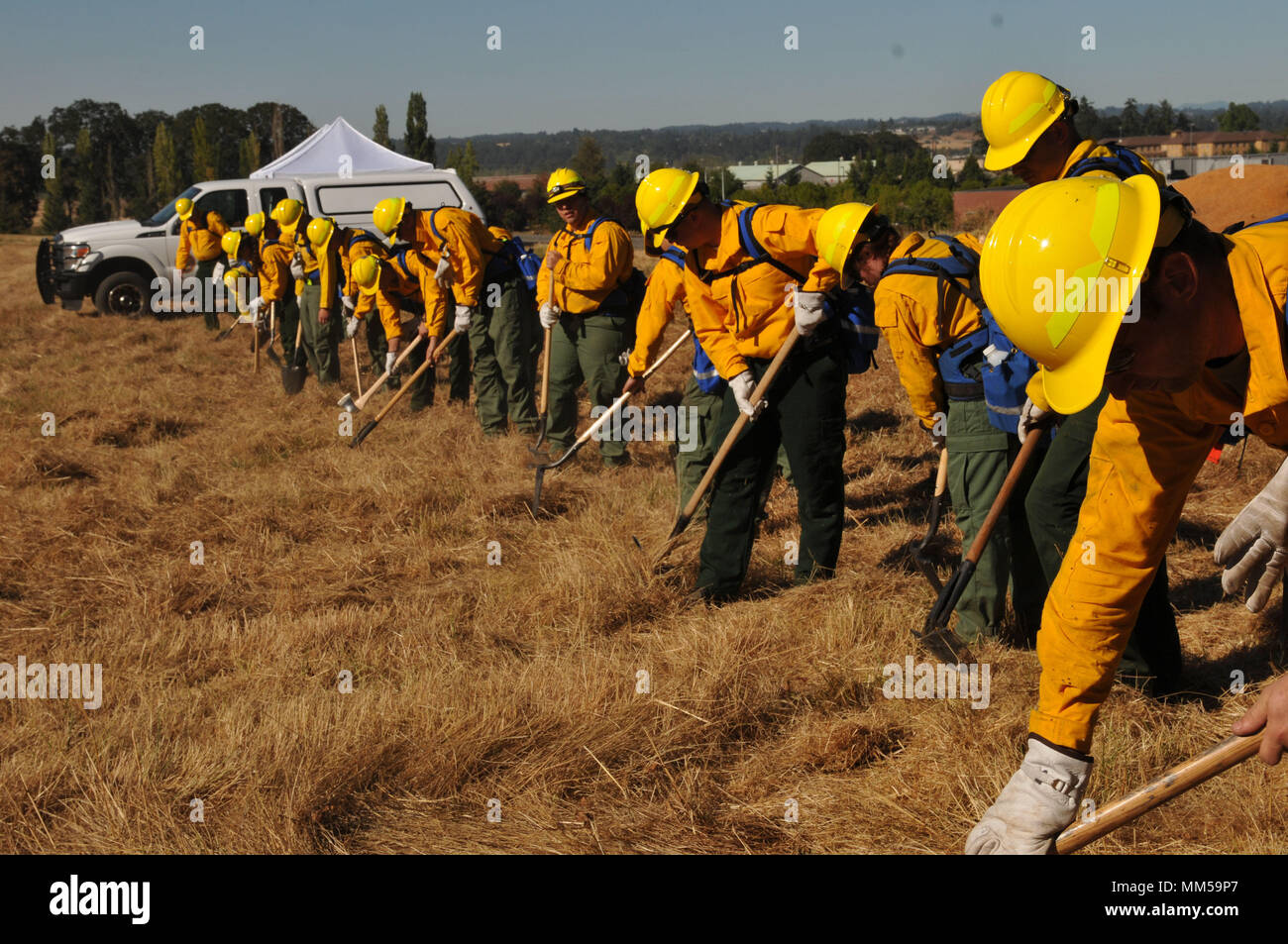 Oregon National Guard Soldiers and Airmen learn how to search for ...