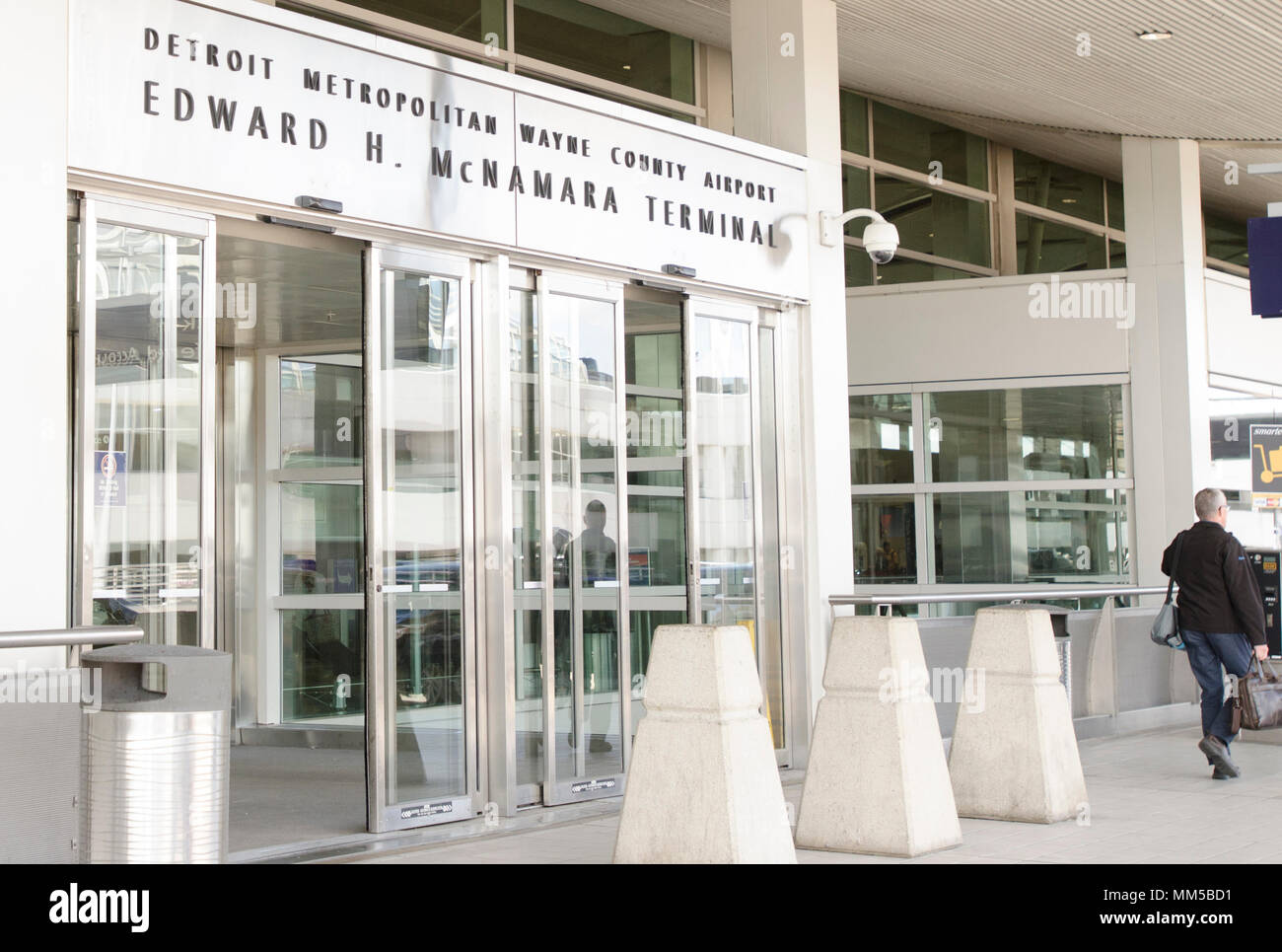 The Detroit Metropolitan Airport, McNamara Terminal in Michigan houses ...