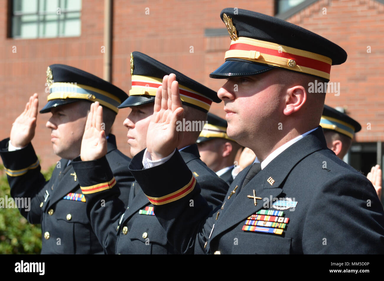New Oregon Army National Guard lieutenants of Officer Candidate School ...