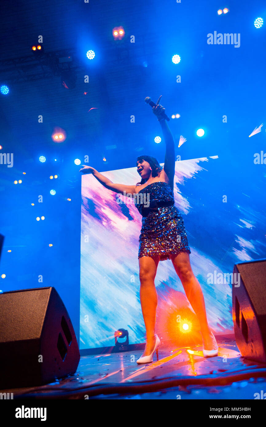 Sally singer hi-res stock photography and images - Alamy