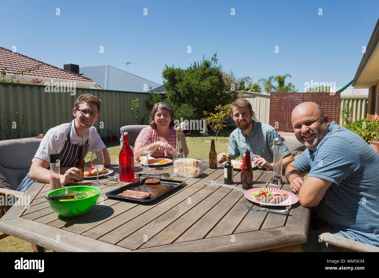Barbecue family australia hi-res stock photography and images - Alamy