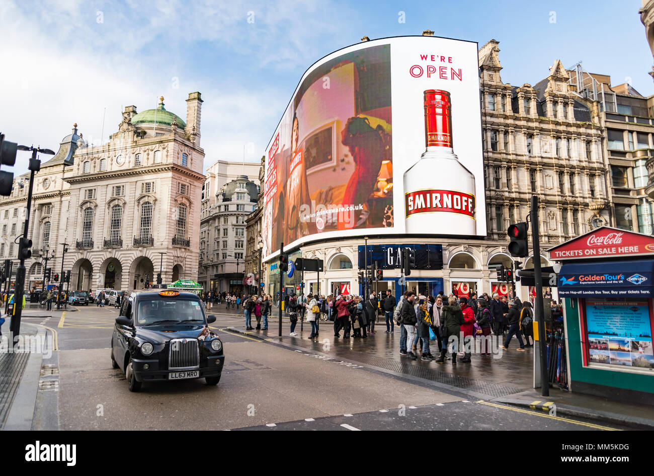 Piccadilly circus london street view hi-res stock photography and ...