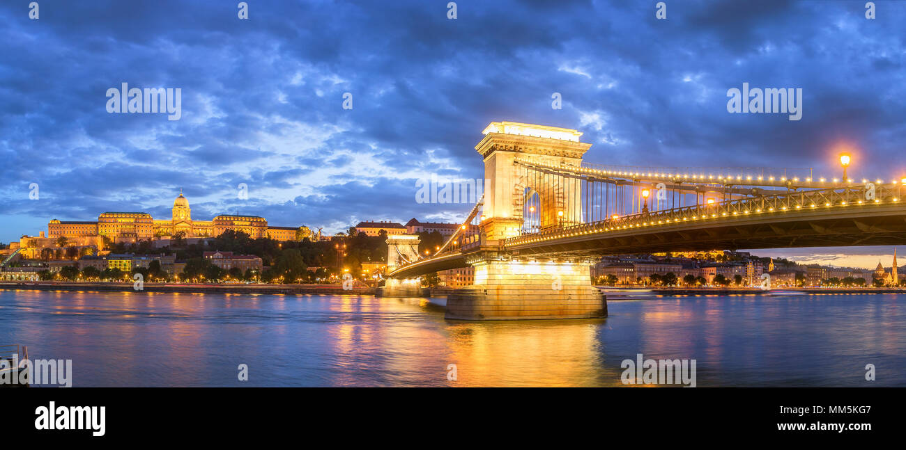 View of chain bridge budapest hi-res stock photography and images - Alamy