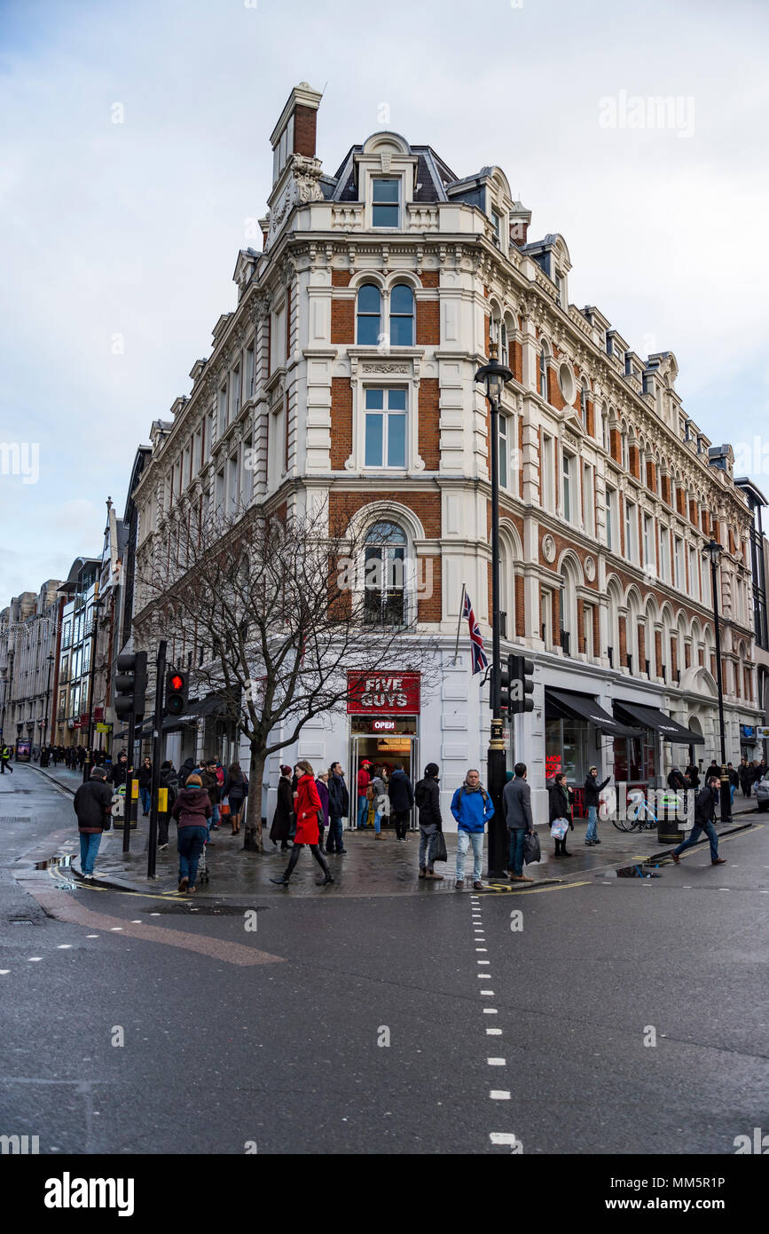 Christmas lights seven dials hi-res stock photography and images - Alamy