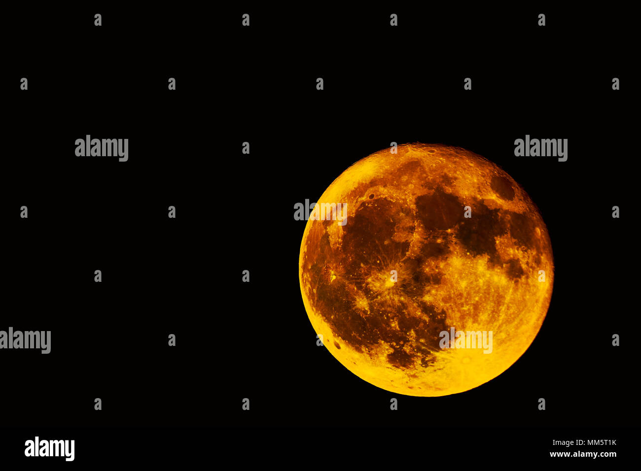 Full moon in sky at night Stock Photo - Alamy