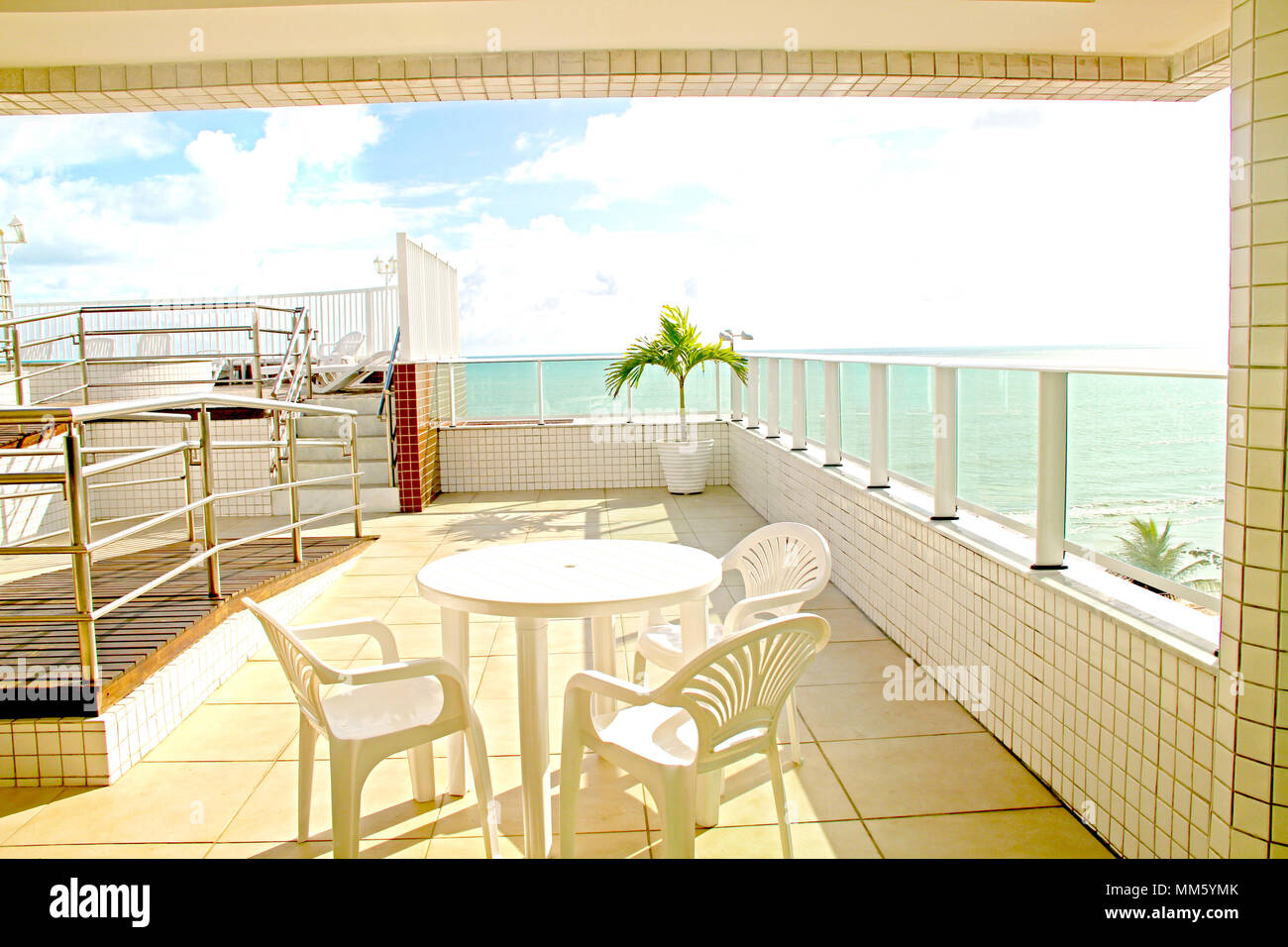 Iron ladder beach hi-res stock photography and images - Alamy