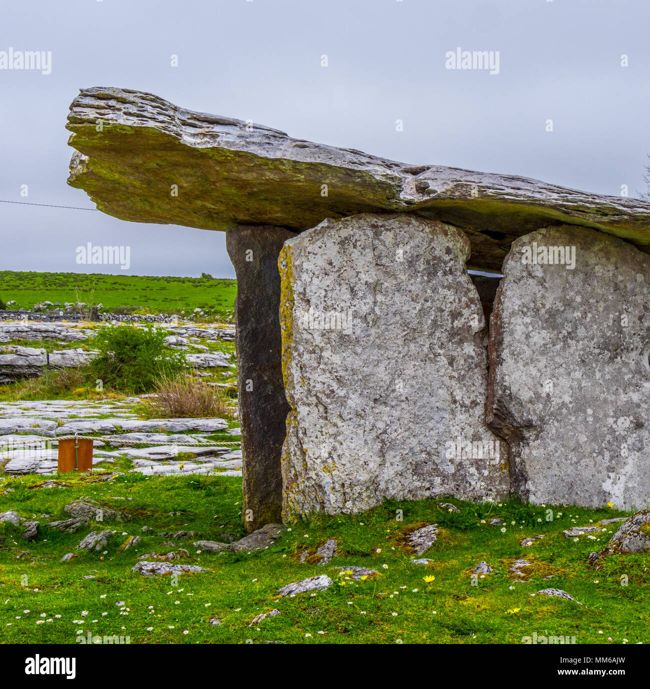 The famous Poulnabrone Dolmen Tomb in the Burren of Ireland Stock Photo ...