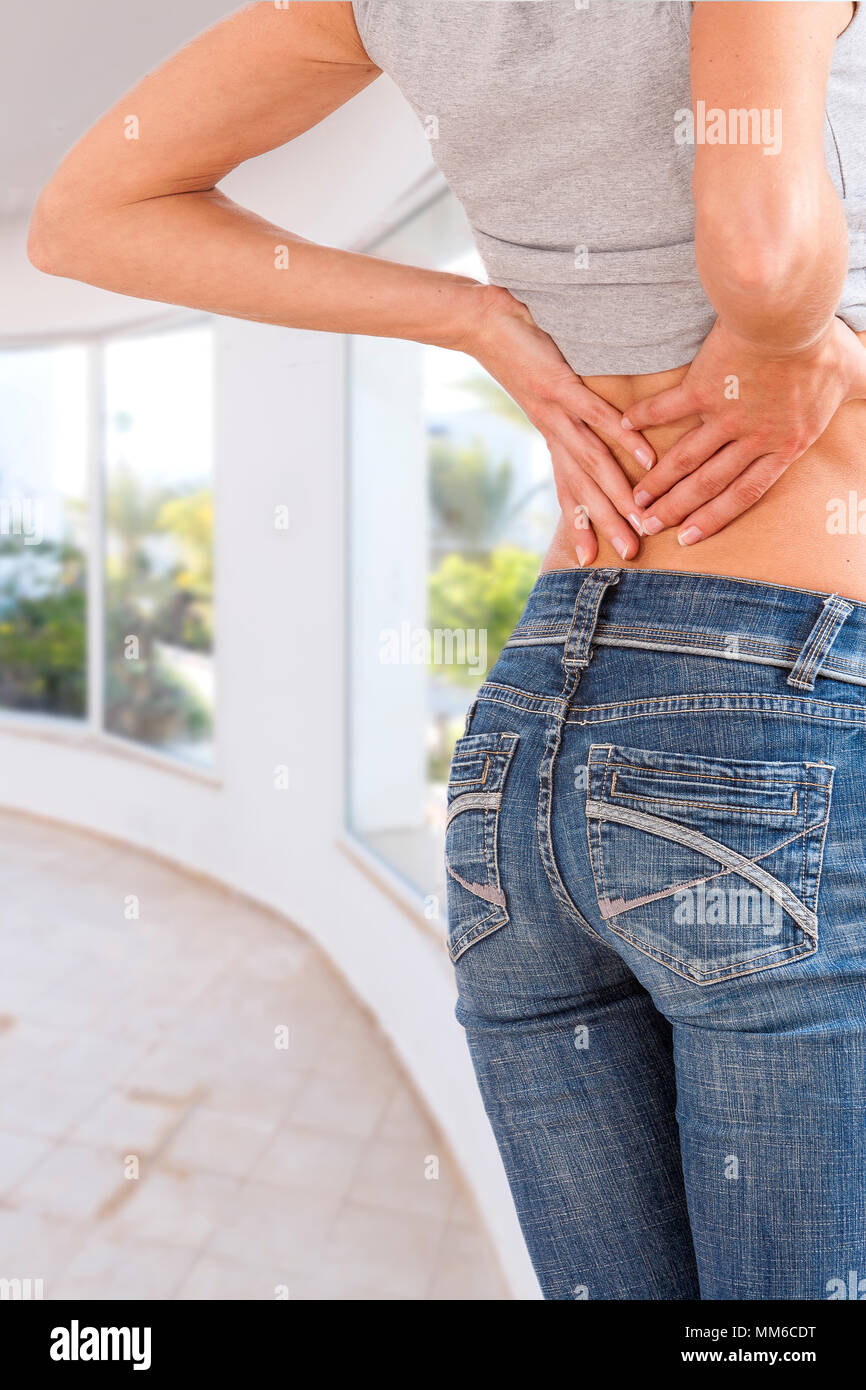 Back pain woman hi-res stock photography and images - Alamy