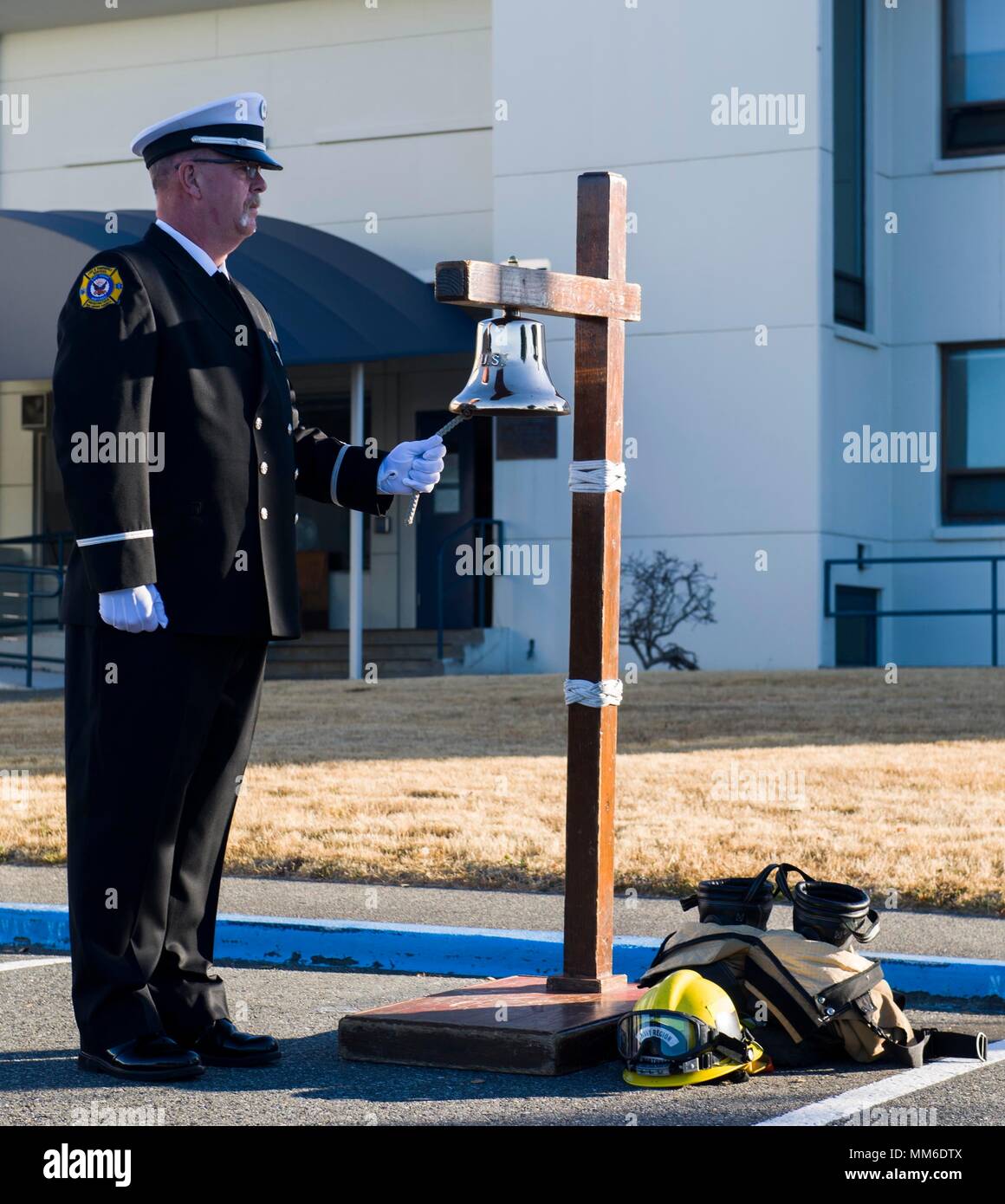 170911-N-KH214-132 OAK HARBOR, Wash. (September 11, 2017) Lt. Thomas ...