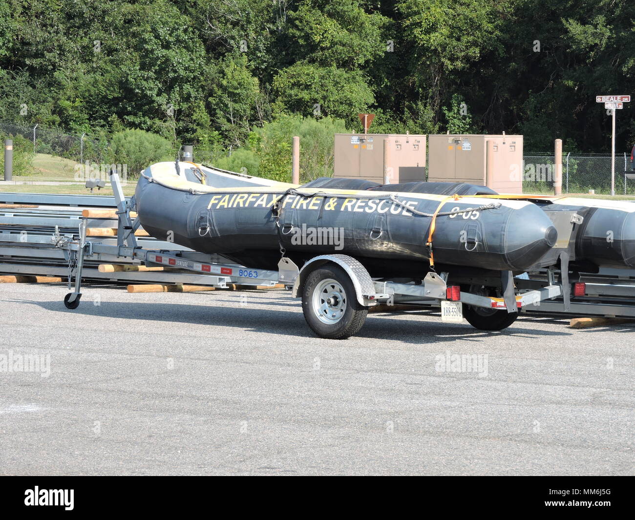 FEMA urban search and rescue task force teams from New York, Virginia ...