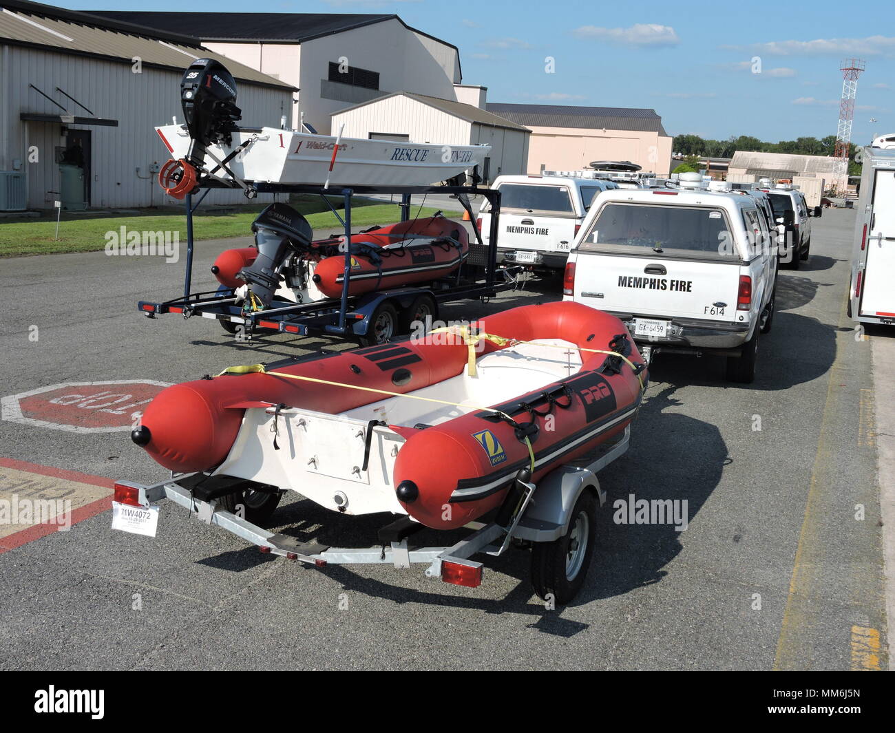 FEMA urban search and rescue task force teams from New York, Virginia, Pennsylvania and ...