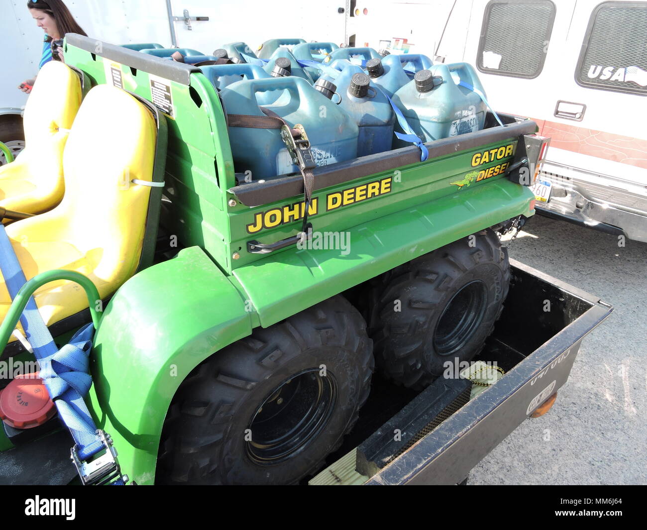FEMA urban search and rescue task force teams from New York, Virginia ...