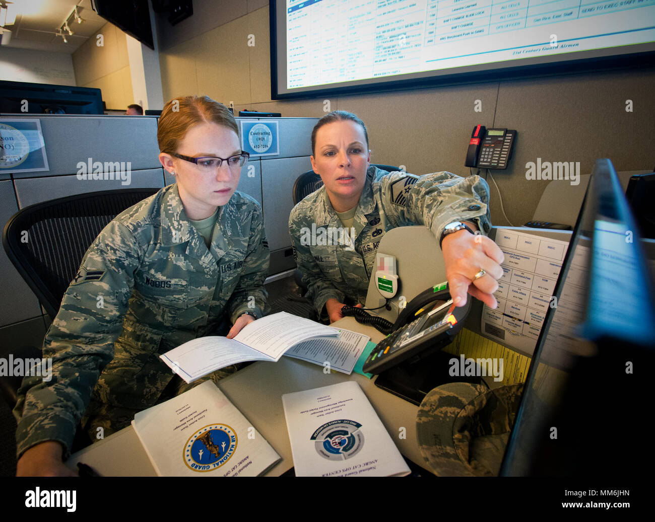 183rd air component operations squadron hi-res stock photography and ...