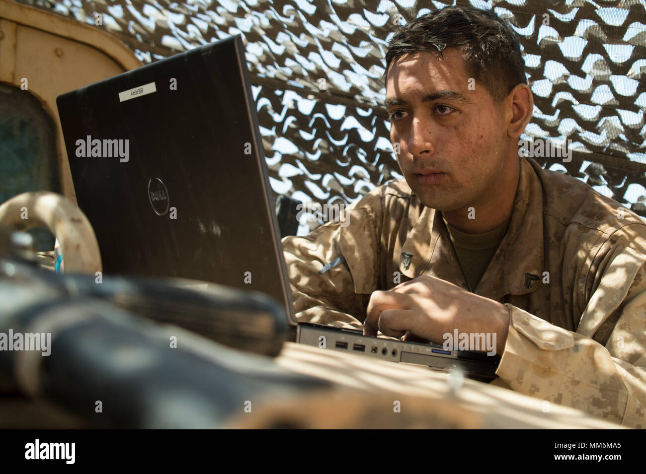 Humvee computer hi-res stock photography and images - Alamy