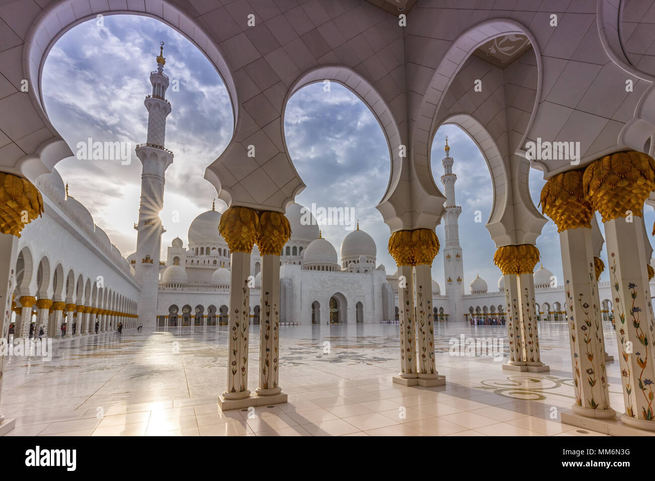 Abu Dhabi Sheikh Zayed Grand Mosque sunset columns United Arab Emirates ...