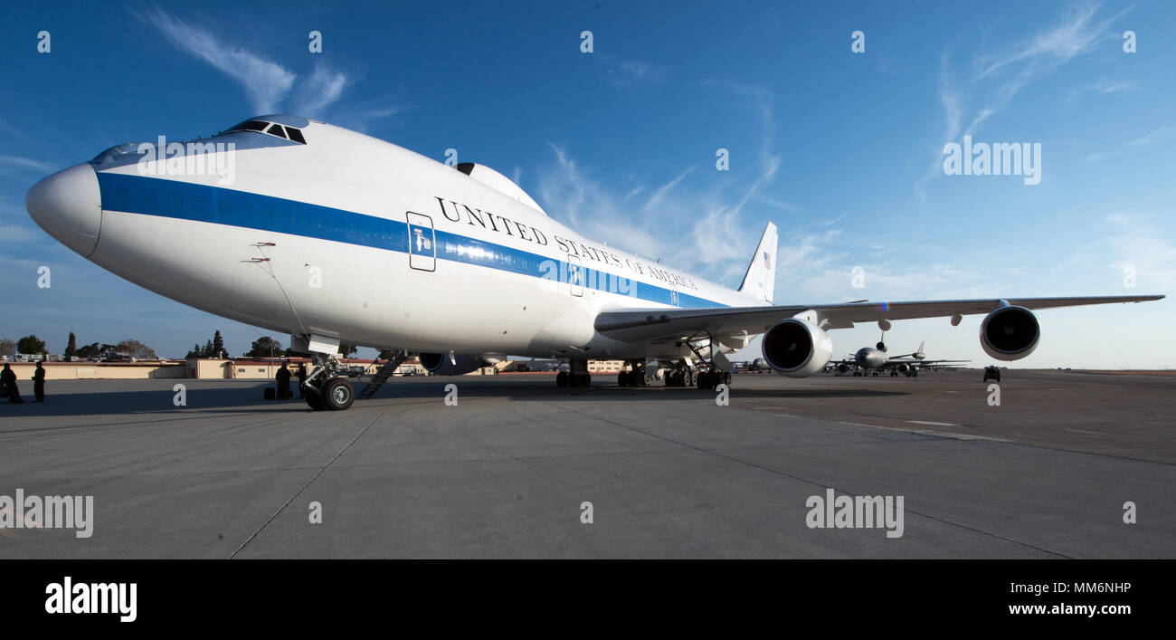 E 4b Aircraft High Resolution Stock Photography and Images - Alamy