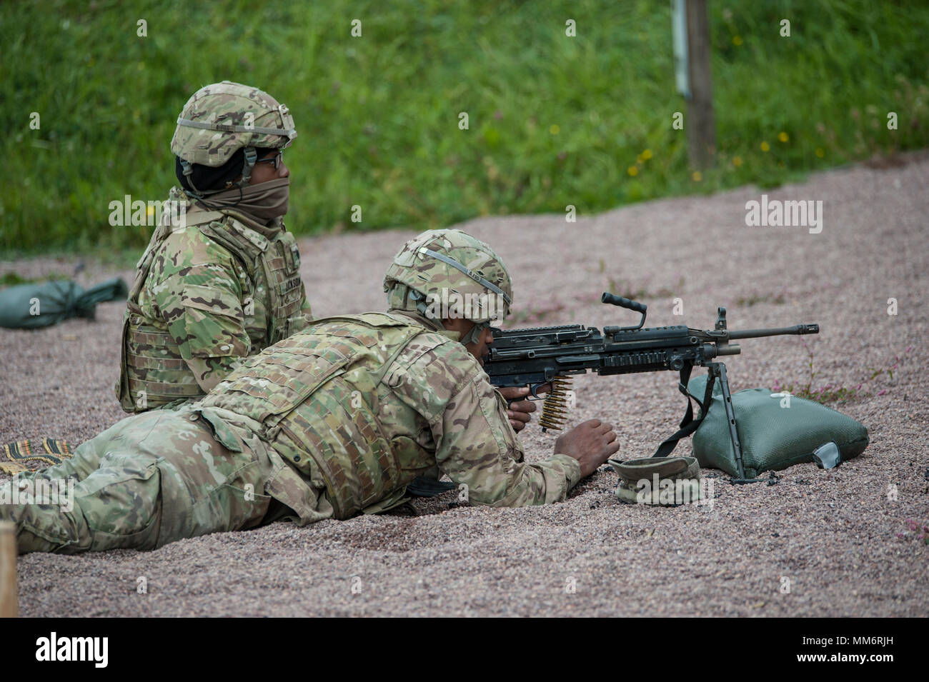 U.S soldiers of 1/501st ARB conduct M249 Qualification Sept. 12, 2017 ...