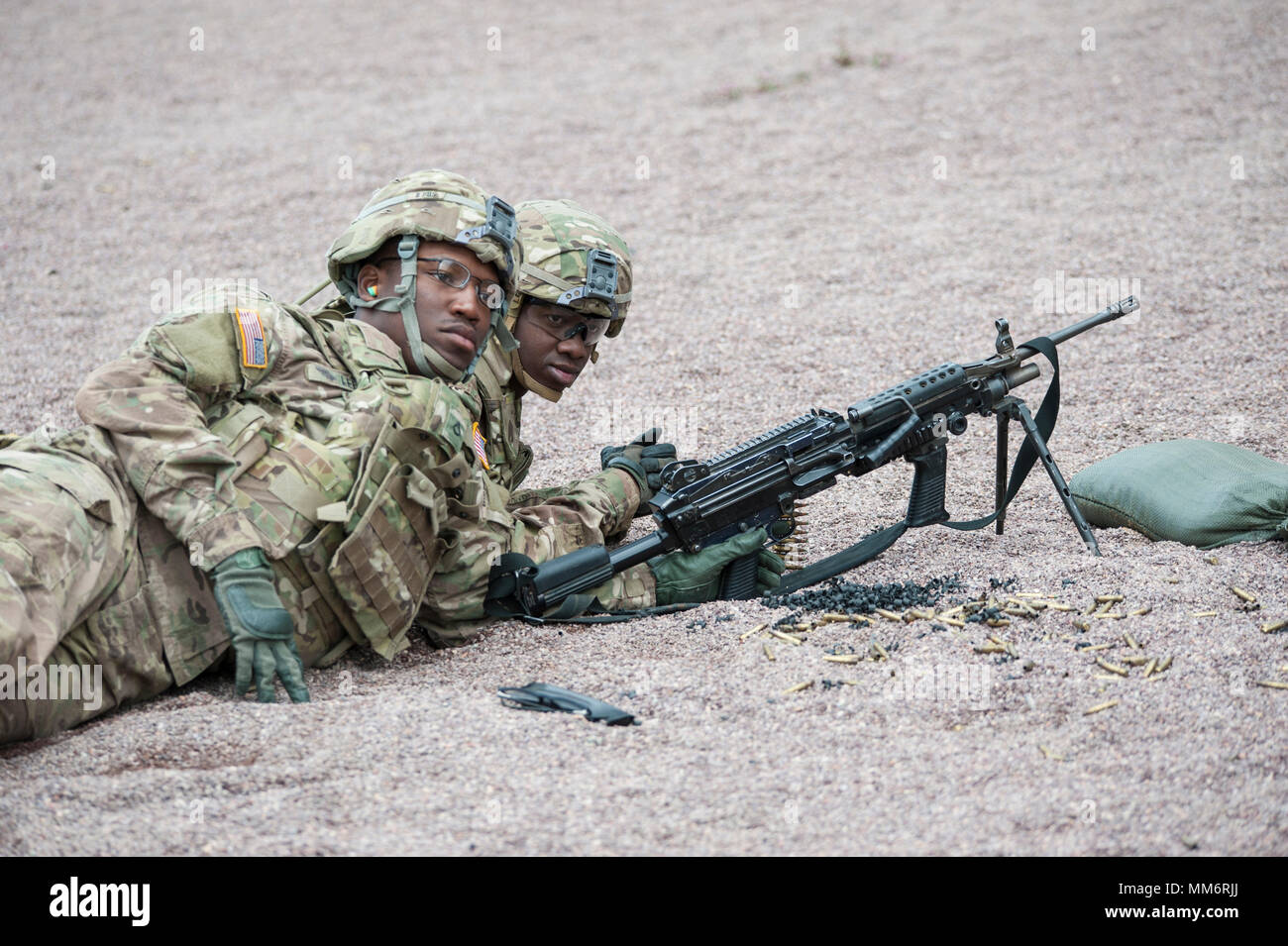 U.S soldiers of 1/501st ARB conduct M249 Qualification Sept. 12, 2017 ...