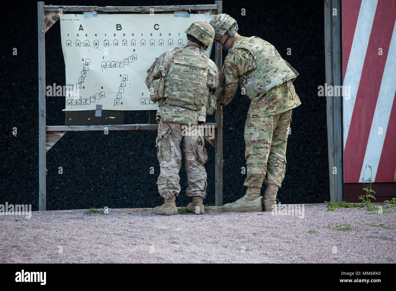 U.S soldiers of 1/501st ARB conduct M249 Qualification Sept. 12, 2017 ...