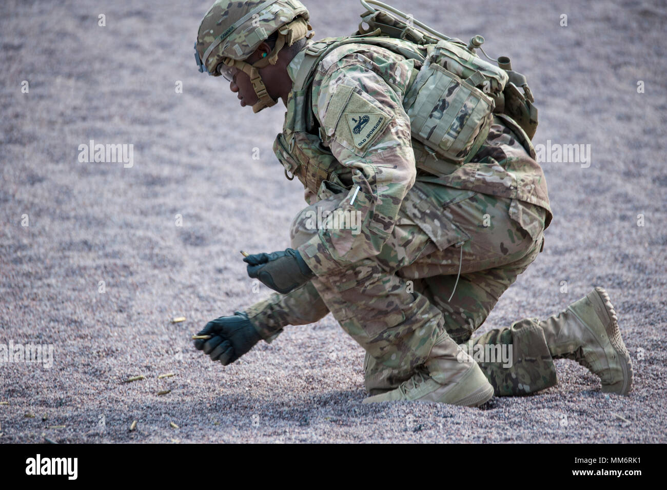 U.S soldier of 1/501st ARB conduct M249 Qualification Sept. 12, 2017 ...