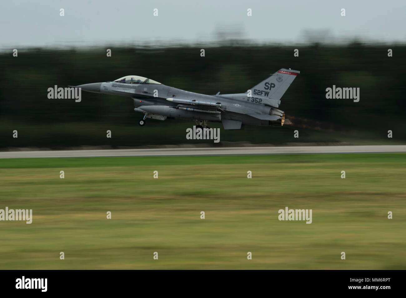 A U.S. Air Force F-16 Fighting Falcon assigned to the 480th Fighter ...