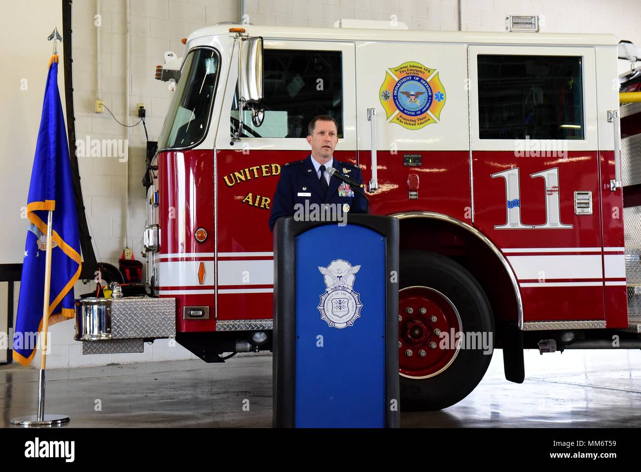 Engineer narratives hi-res stock photography and images - Alamy