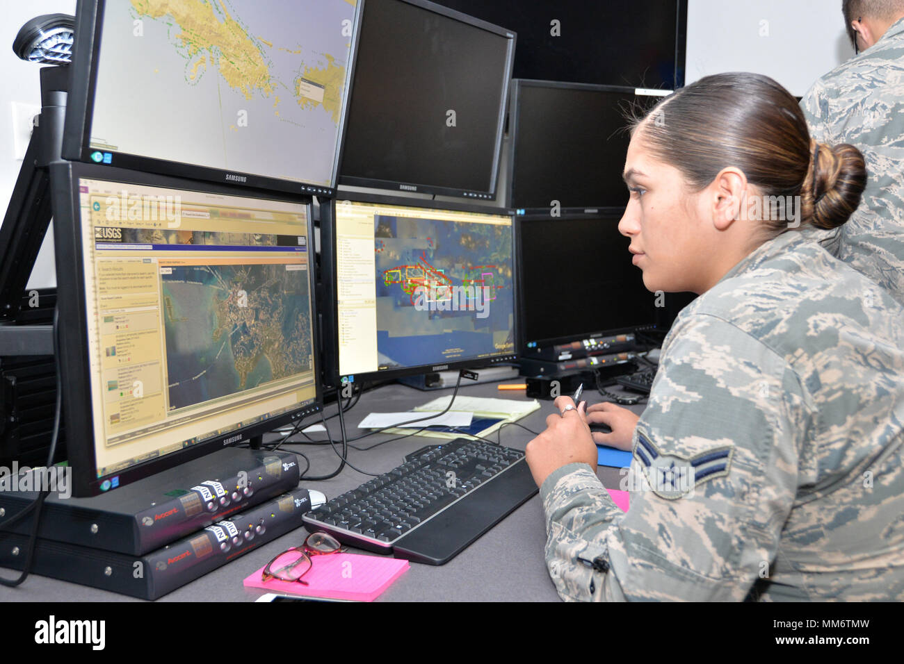 Interactive maps hi-res stock photography and images - Alamy